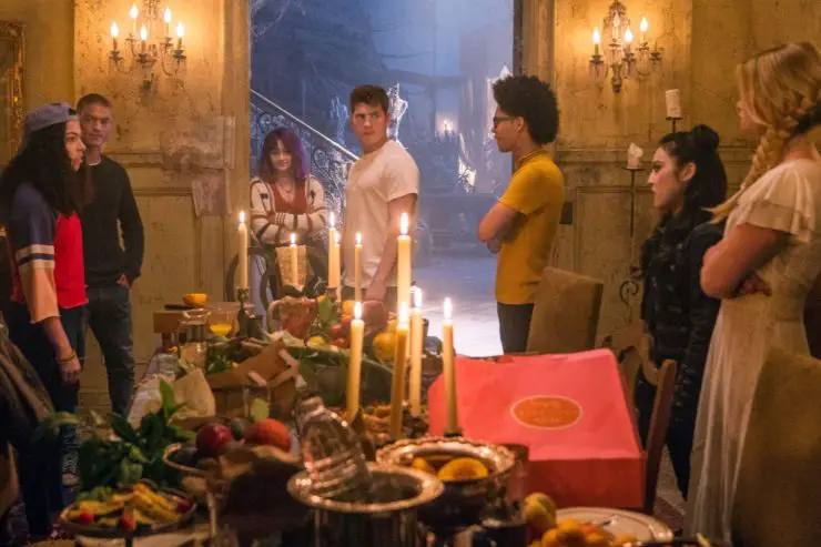 MARVEL'S RUNAWAYS Season 2: As Bingeable As Ever - Film Inquiry