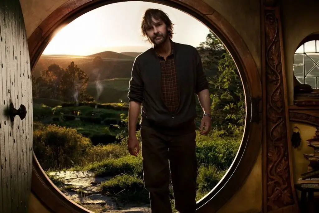 THE MAKING OF MIDDLE-EARTH (Book Review): Author Ian Nathan's ...